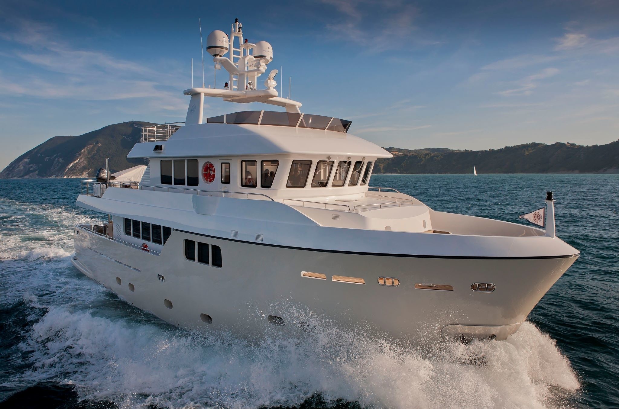 Yacht Percheron, a Darwin 86 Superyacht by CdM Yachts | CHARTERWORLD Luxury Superyacht Charters